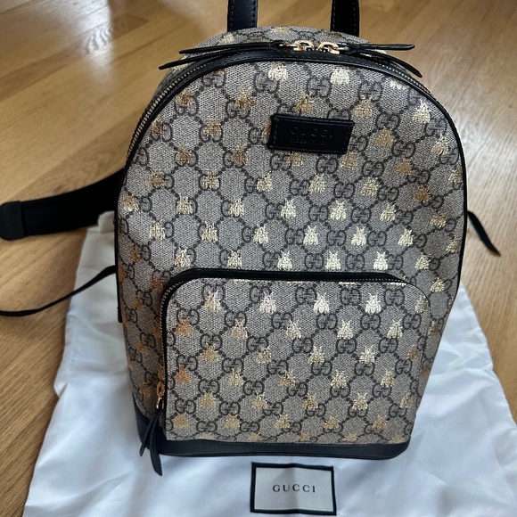 Gucci | Bags | Gucci Supreme Bees Coated Canvas Backpack | Poshmark